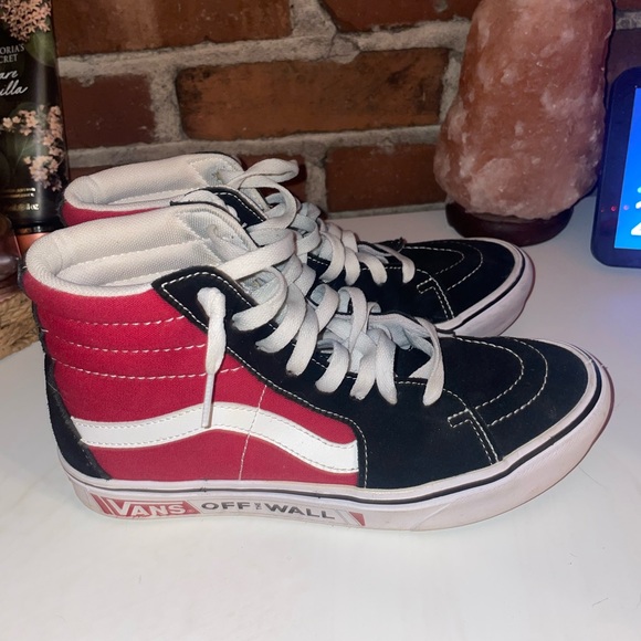 Vans | Shoes | Vans Wore Few Time Comfy Cushion Inside | Poshmark
